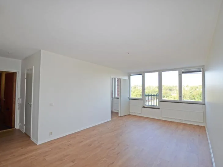 Lägenhet med 2 rum på Galileis Gata 4 i Bergsjön | Bostader.net